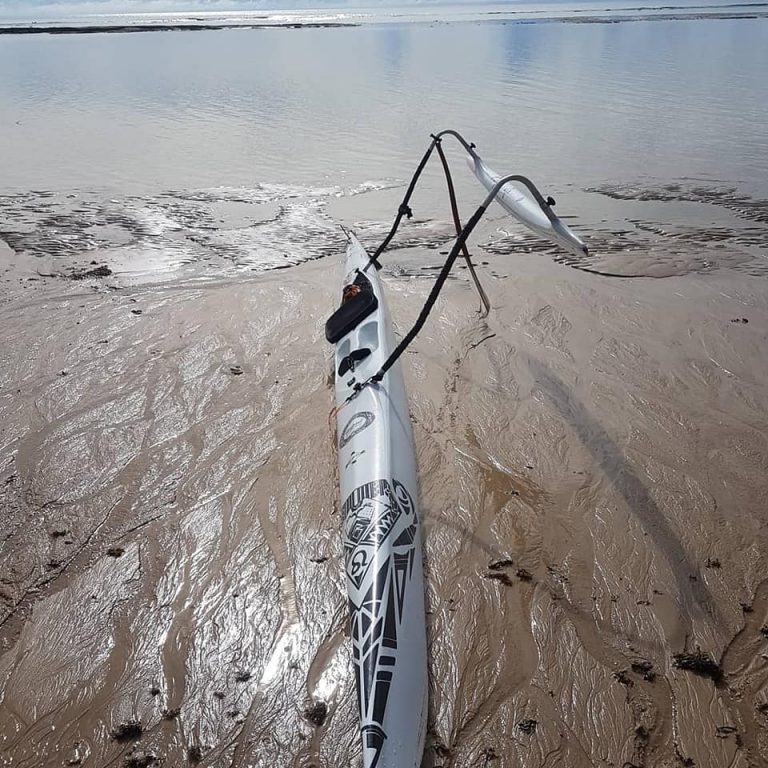 VENDE-SE: Canoa OC1, cópia do modelo Hurricane - Sestaro Canoagem